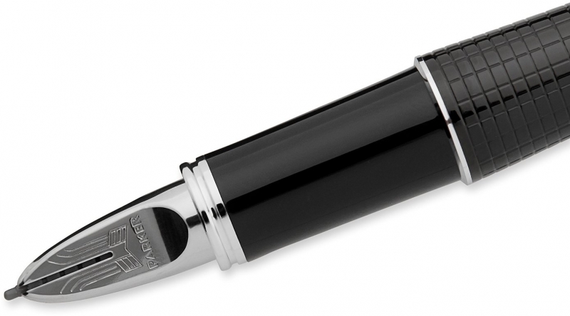 Pluma 5th Parker Urban Premium Chiselled Negro metalico S0976040